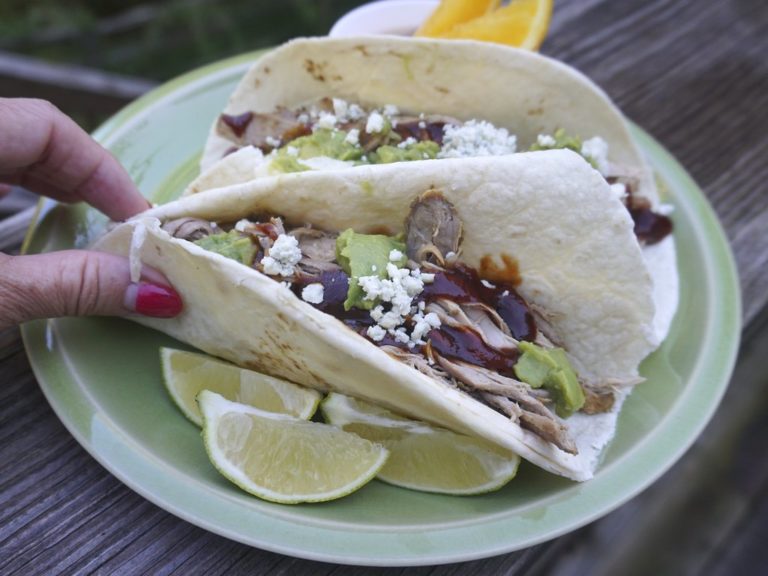 Yummy Slow-Cooker Carnitas Tacos • World Recipes • An Easy Journey